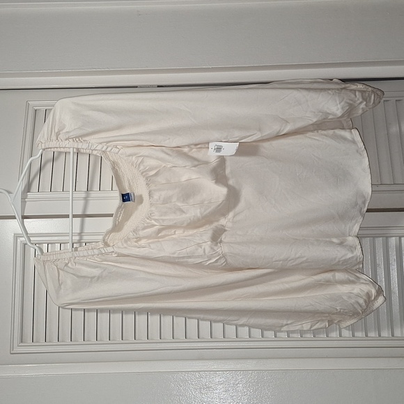 Old Navy | Tops | Nwt Old Navyxl Square Neck Crepe Top Cream Color ...